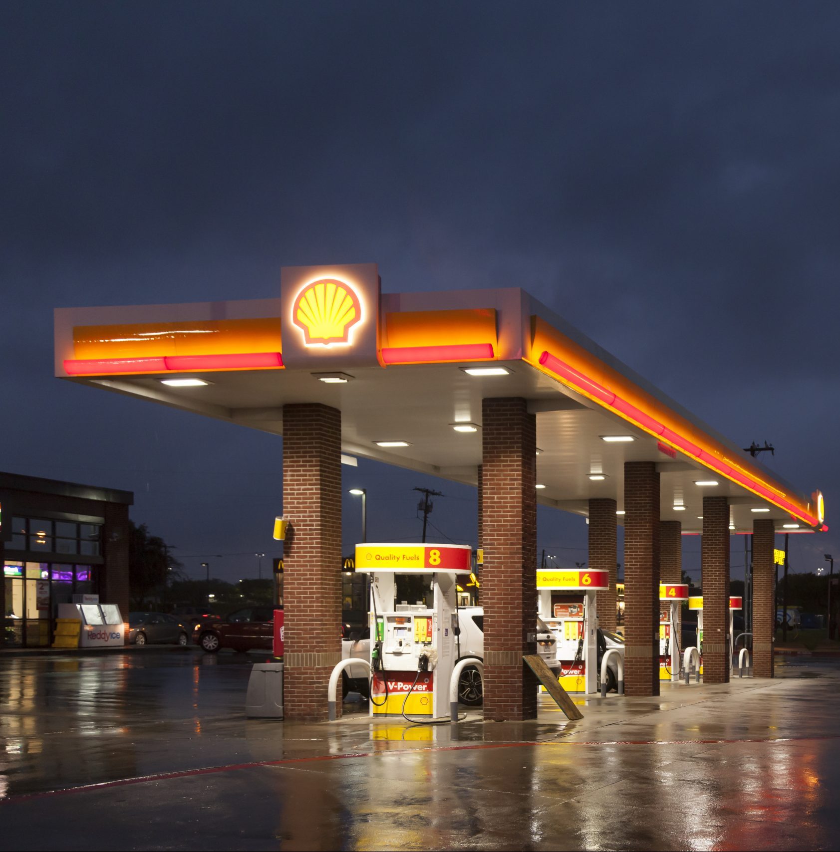 An environmental law firm is suing Shell's board of directors over ...